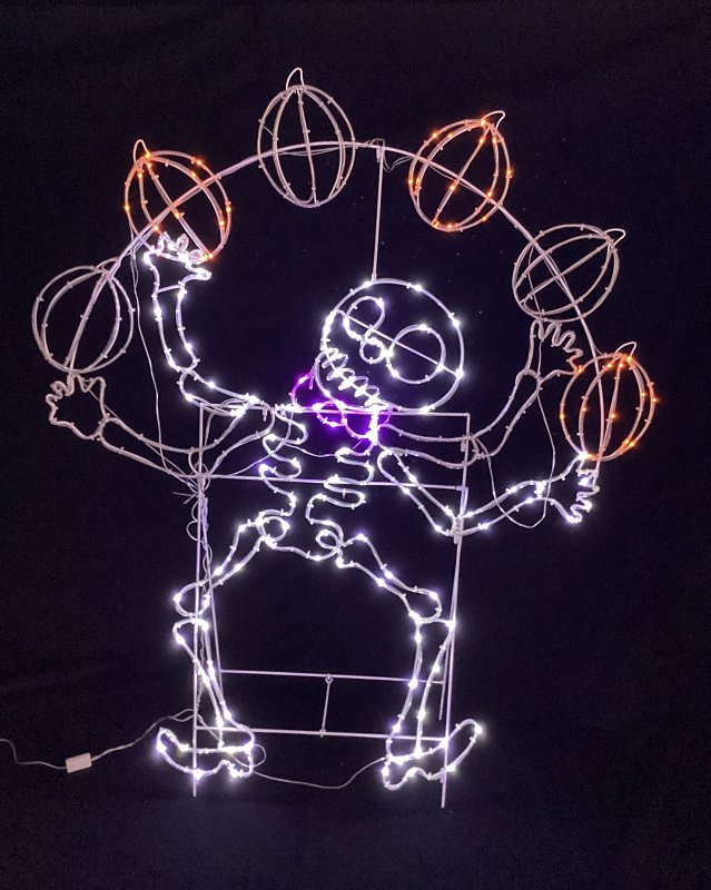 Pre-Lit 2D Juggling Skeleton